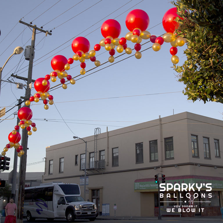 Lantern Arch - Sparky's Balloons